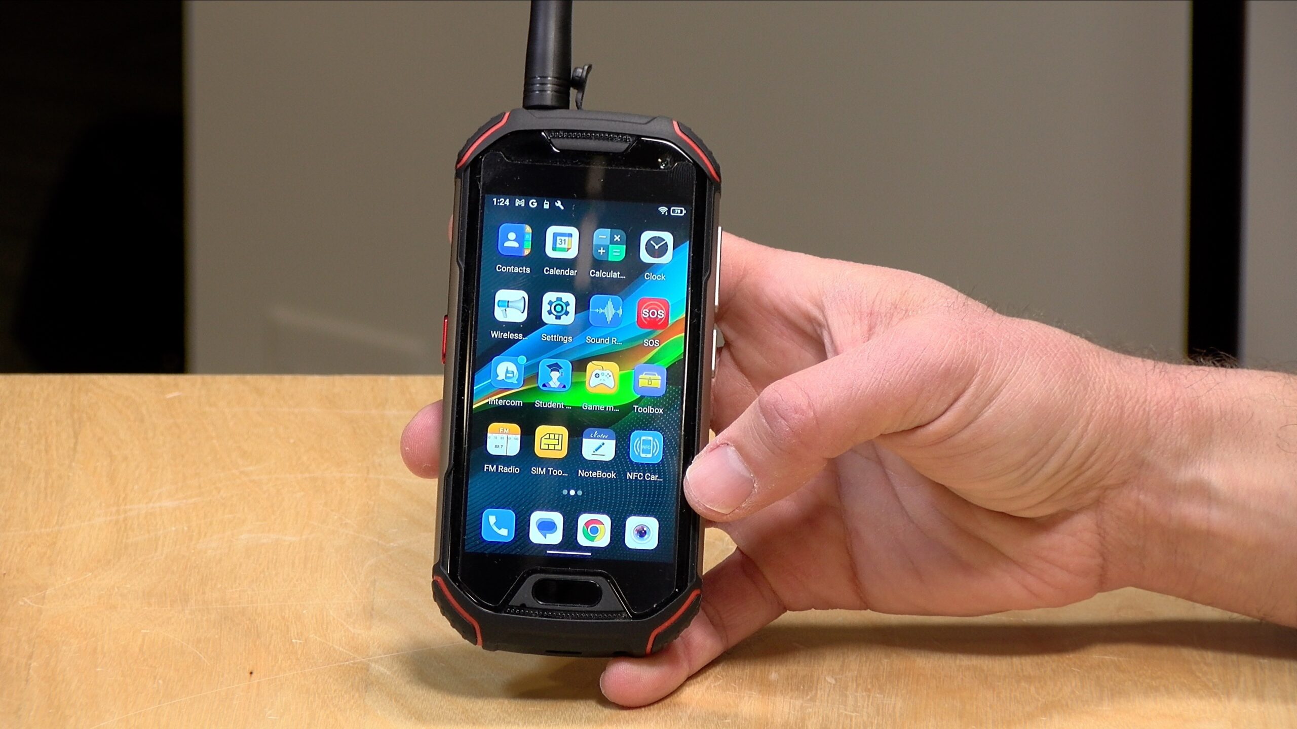 Unihertz Atom XL Review - a Phone with a Built-in Two Way Radio - Lon ...